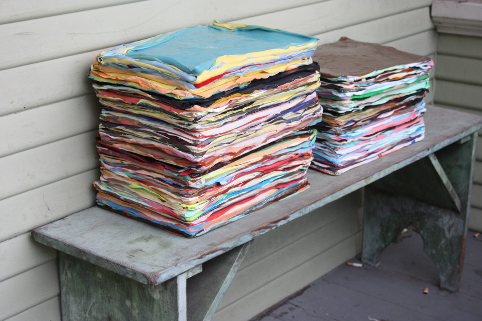 How to Make a Lightweight Pinboard for Your Home Office