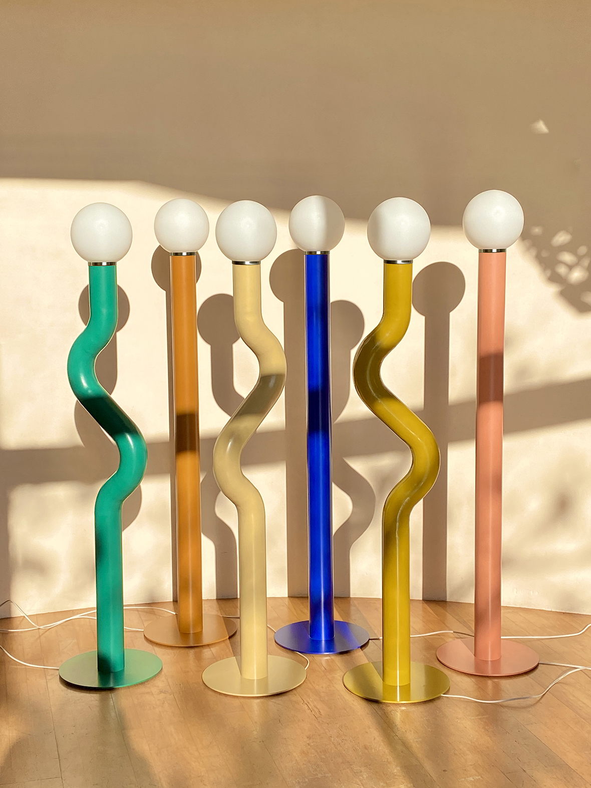 18 Curvy Lamps to Bring Joy to Your Home - The Aesthetics of Joy